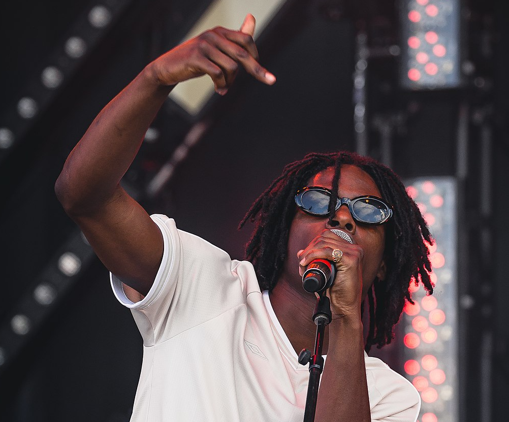 Music Pick: Daniel Caesar - LA Weekly