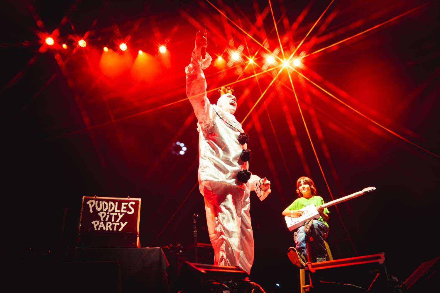 PHOTO GALLERY: Weird Al Gets ‘Bigger & Weirder’ at the Kia Forum - LA ...